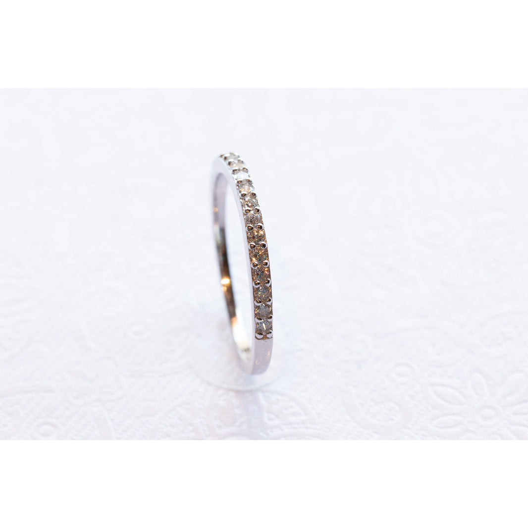 Kioo Jewelry - Simplicity is the Ultimate form of Sophistication